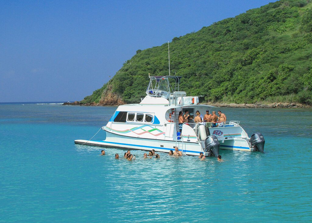 Culebra Snorkeling and Beach Tour - SALTours