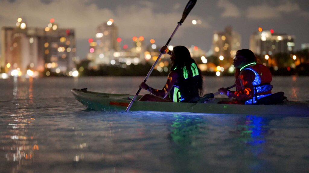LED Night Kayak - SALTours